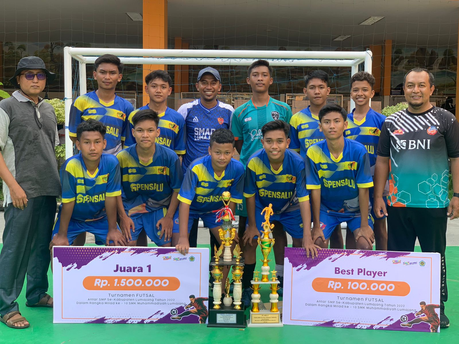 Menang 3-1, SMPN 1 Lumajang Keluar Sebagai Juara Turnamen Futsal antarSMP se-Kab. Lumajang Tahun ...